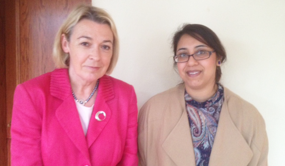 Rainbow Trust is a ‘Godsend’, mother of twins tells Barbara Keeley MP ...