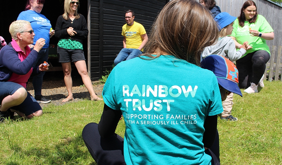 Meet Rainbow Trust volunteers, Sara and Marjolein | Rainbow Trust Children's Charity